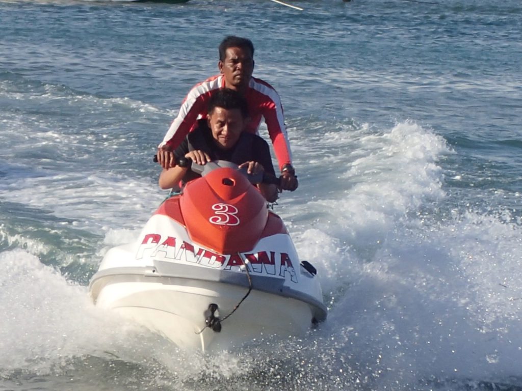 BANANA BOAT – Pandawa Marine Adventures
